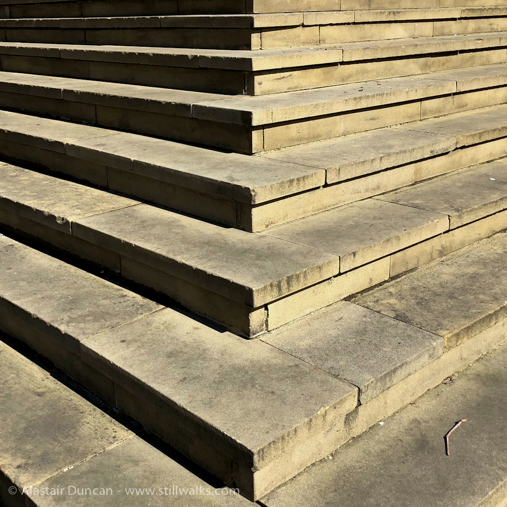 corner steps perspective – StillWalks